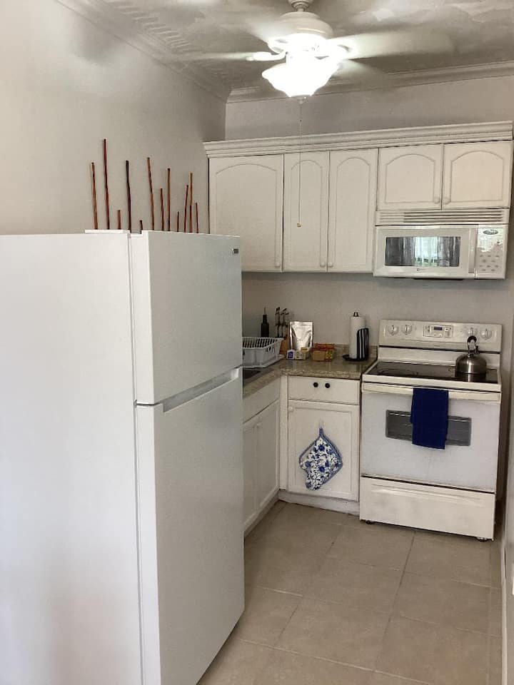 Colwin's #2 Families/couples-sleeps 4 - Turks and Caicos Islands