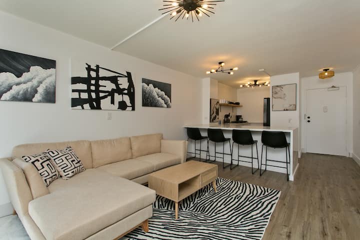 Luxury Lush 3 Bed 2 Bath, Ocean View, With Parking - Honolulu