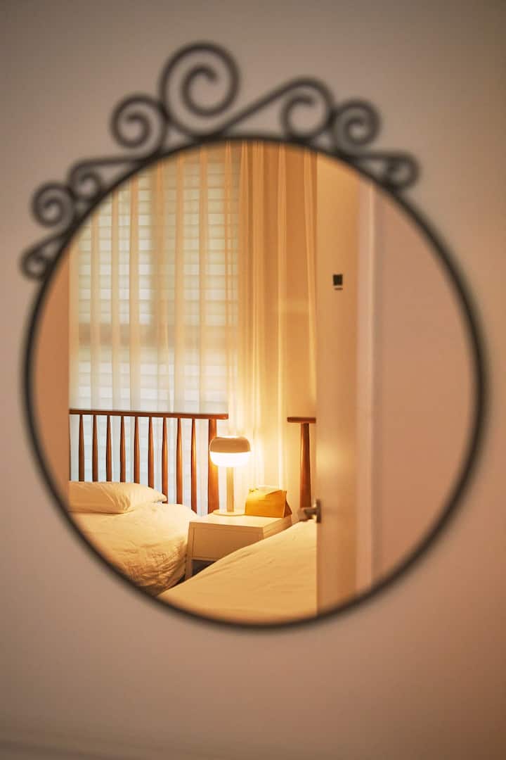 [경복궁,경희궁의 뒷뜰#2] 서울 광화문 명동|Ban Stay| - 명동