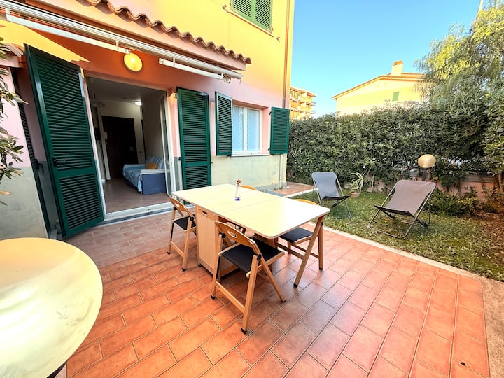 Terrazzo E Giardino In Centro Paese - Andora