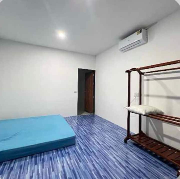 บ้านพักริมคลอง - Ko Chang