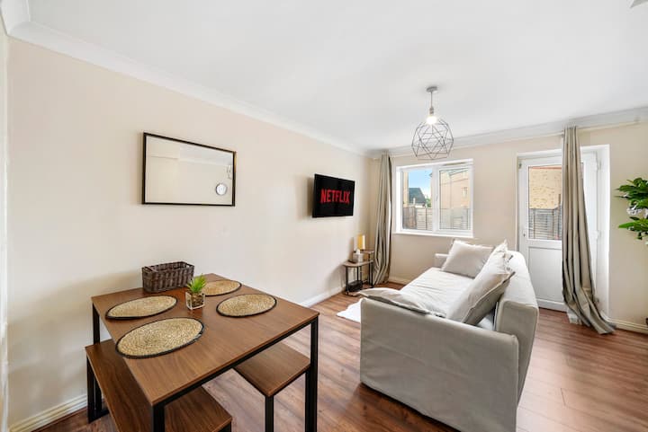4 Bed Townhouse Greenwhich - Barking