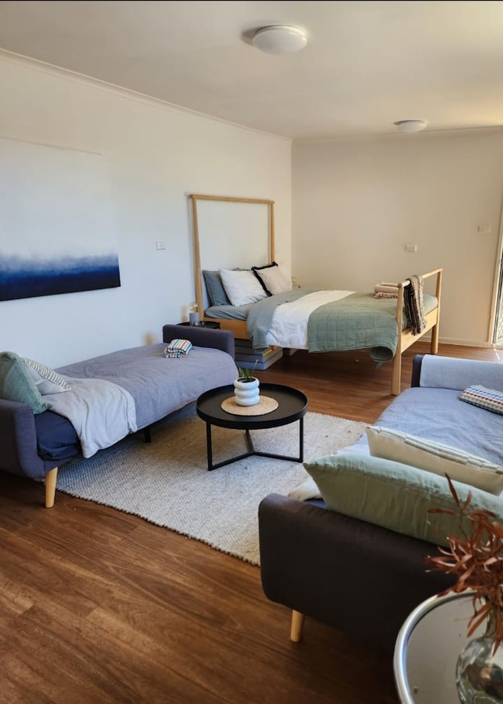 Nina Guesthouse, Ocean Grove - Ocean Grove