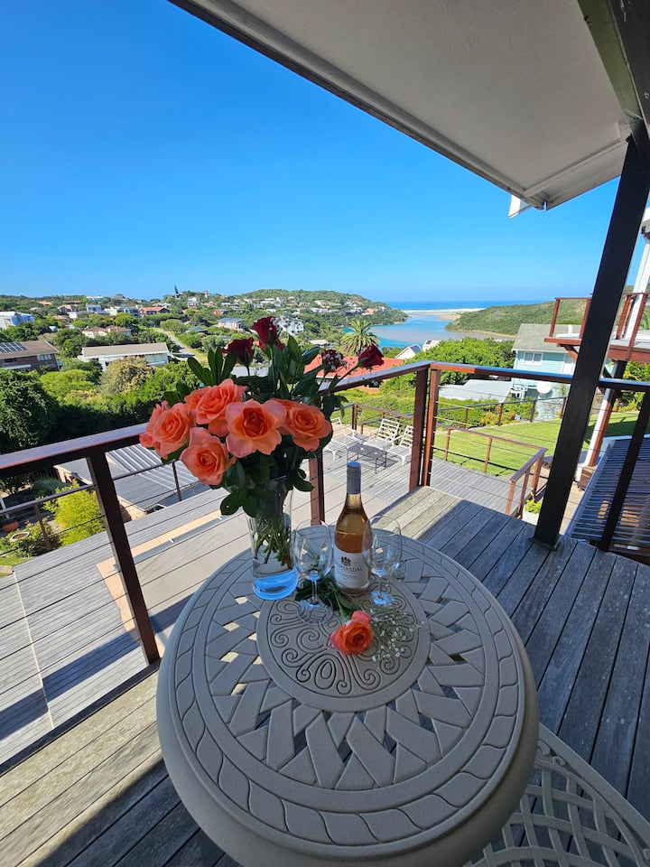 Romantic 2 Sleeper Overlooking Swarvlei Lake - Sedgefield
