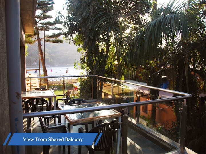 Lake Villa - 3 Bedroom Bungalow - Mount Abu
