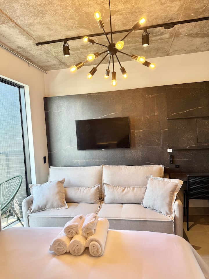 Belíssimo Studio Com Piscina Sauna E Academia - Maringá