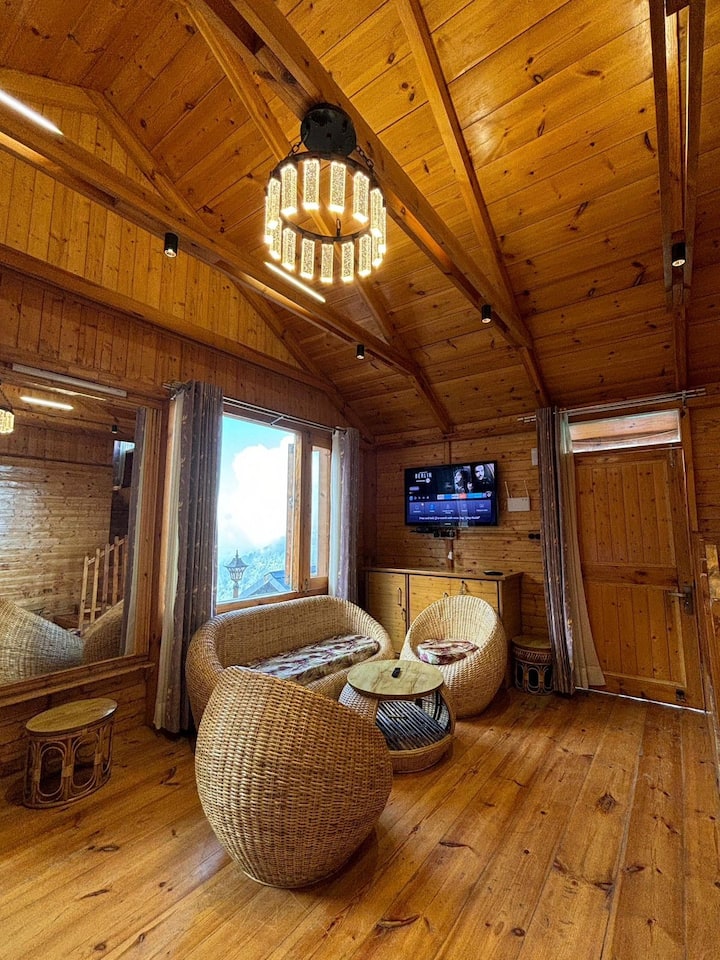 Assees Luxury Lodge Dalhousie - Dalhousie