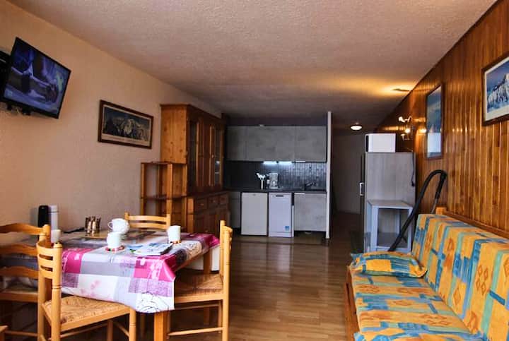 Charming Val Thorens Retreat- Sleeps 6 Alpstays - Les Karellis