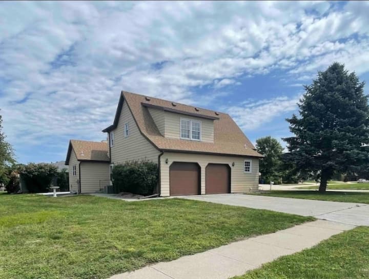 2 Story House In Kearney - Kearney, NE