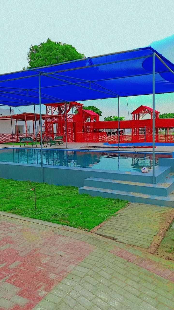 Four Winds Farmhouse - カラチ