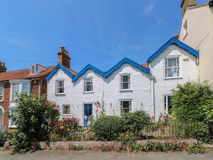 Iona Cottage - Southwold