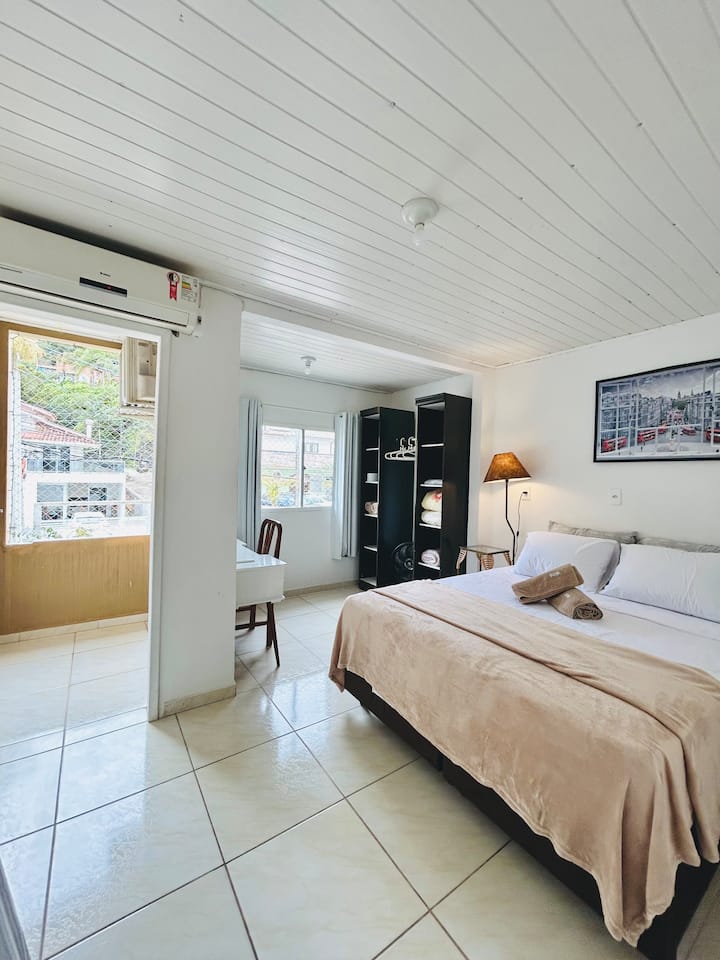 Apto De 1 Quarto Na Cachoeira - Florianópolis