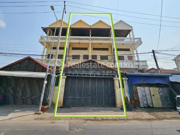 8 Bedroom House In Phnom Penh ! - Nom Pen