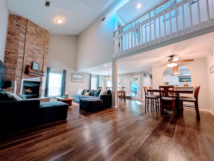 Family Favorite: Open Design, Patio, The Kitchen! - Conroe, TX