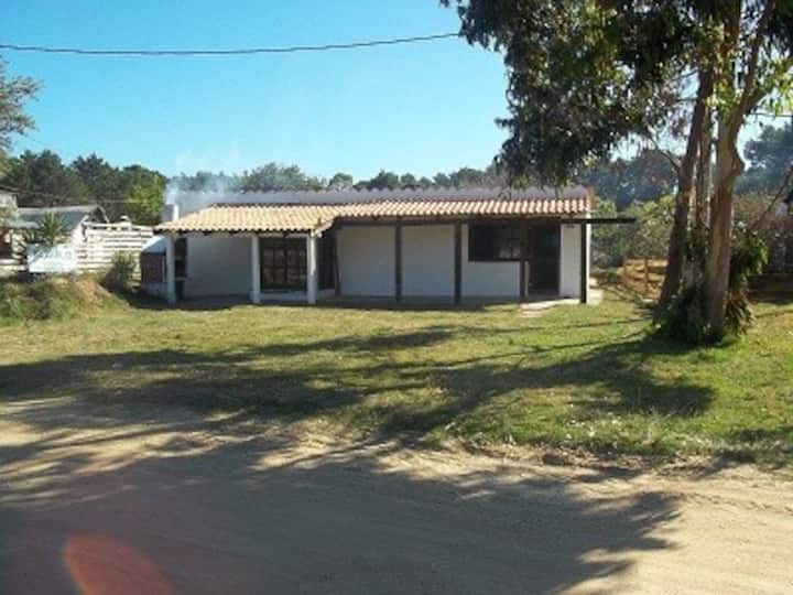 Entrada A La Aguada - Sencilla - La Paloma