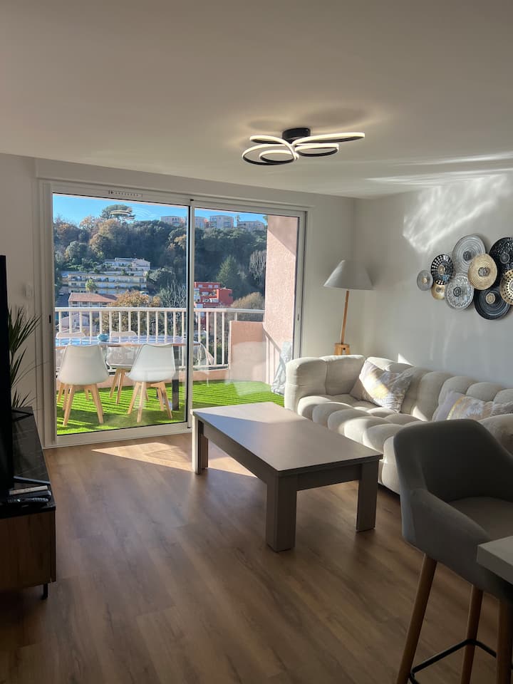 ⁘ Bel Air ⁘ Appartement Vue Mer Piscine Garage - Villeneuve-Loubet