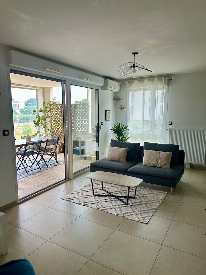 Très Bel Appt. - 2 Ch. - 64 M² - Montpellier