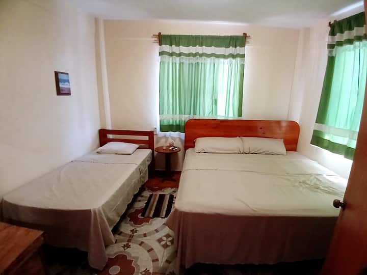 Los Huespedes Pueden Disfrutar De  Playa Cercana - Zihuatanejo