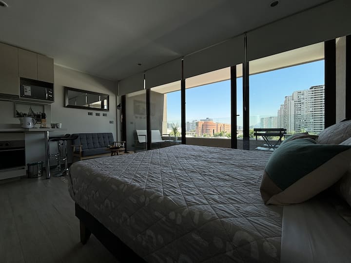 Luminoso Y Cómodo Estudio Cercano Uc Sj + Parking - Macul