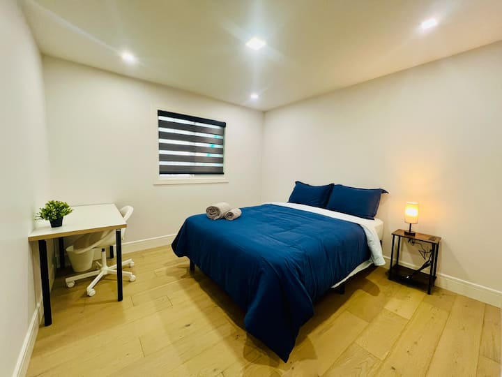 Luxury Room 4@yeg - Alberta