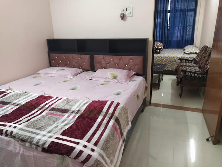 1bhk - 10 Min. From Kumbh Mela In Prayagraj. - Prayagraj