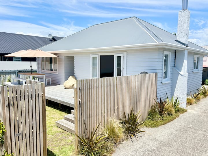 Valley Stay Beach Retreat - Mount Maunganui
