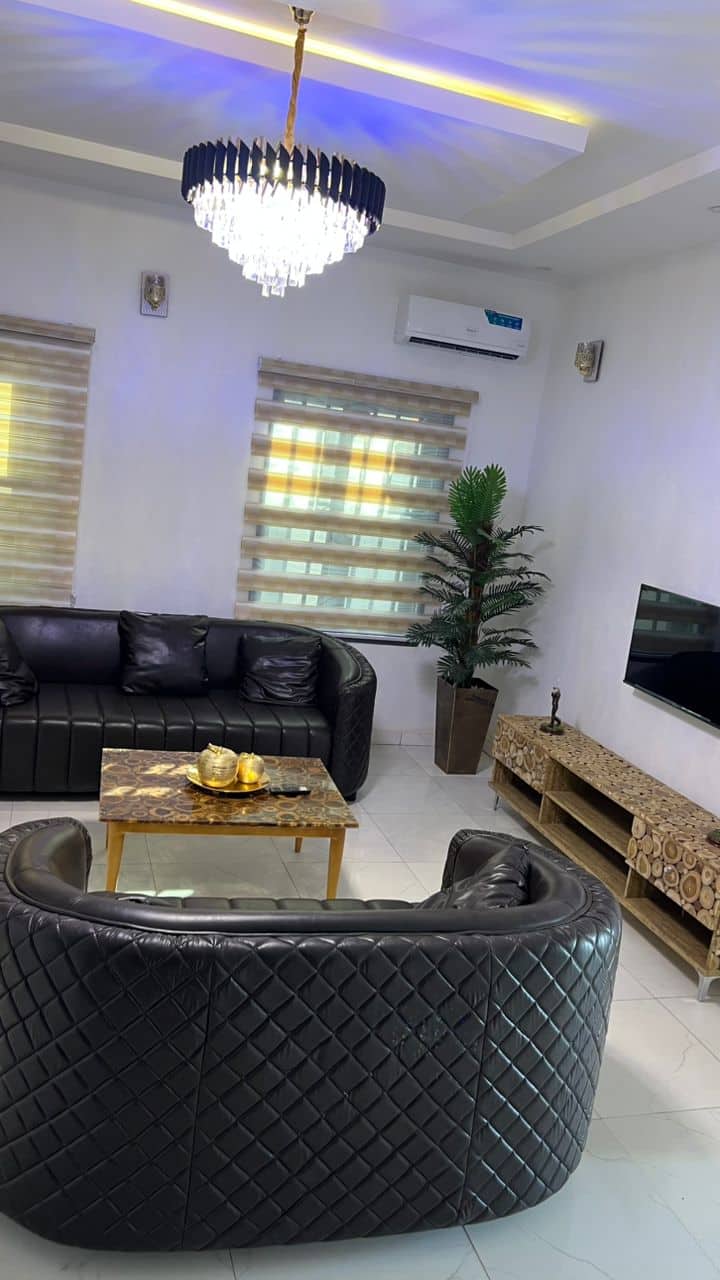 The Canopy Haven Appartment L - Abuja