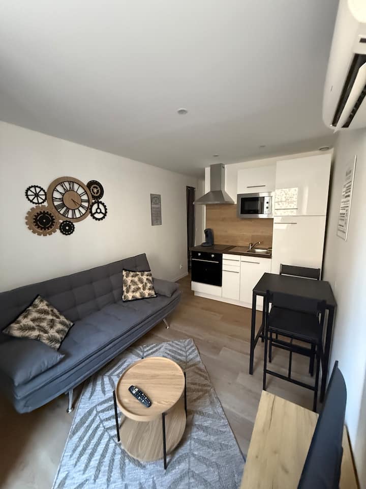 Studio Neuf Climatisé 2 éToiles - Le Muy