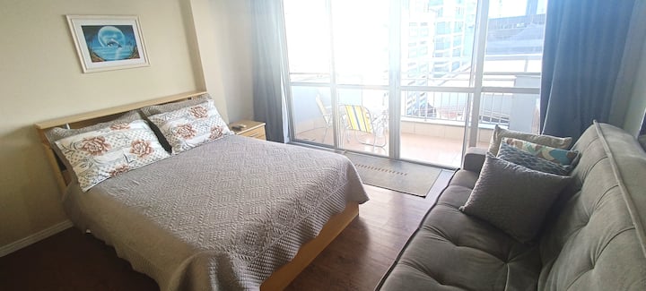 Apartamento Com Sacada - Centro - Balneário Camboriú