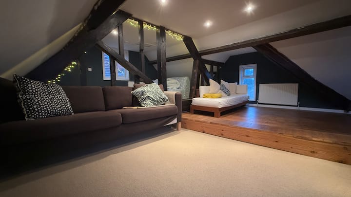 Henwick Loft - Worcester, UK
