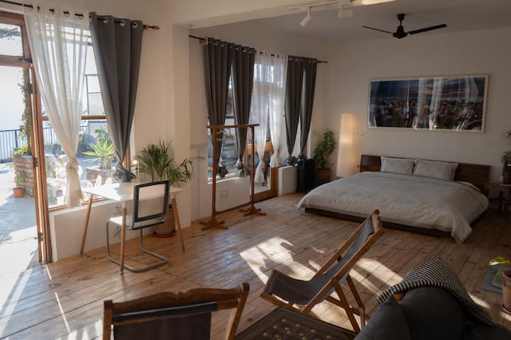 The Space Above In Mcleodganj - Dharamshala