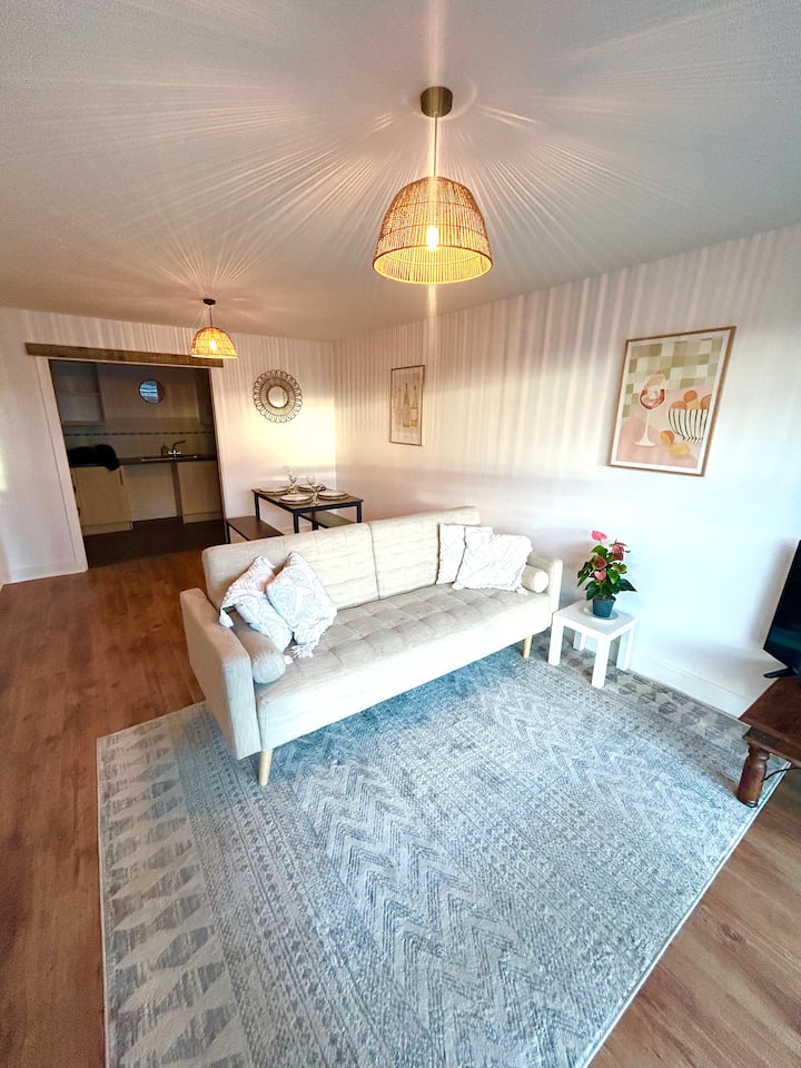 Bright, Sunny & Spacious 1 Bed Flat - East Wittering