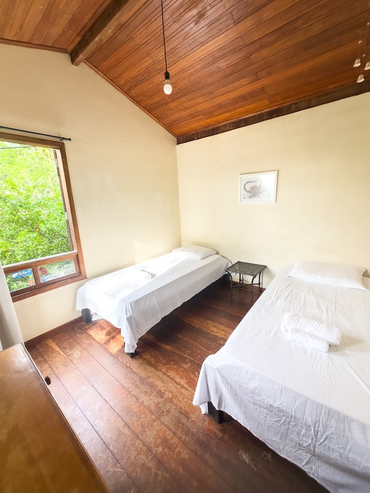 Quarto Duplo Em Casa Espaçosa - バイーア州