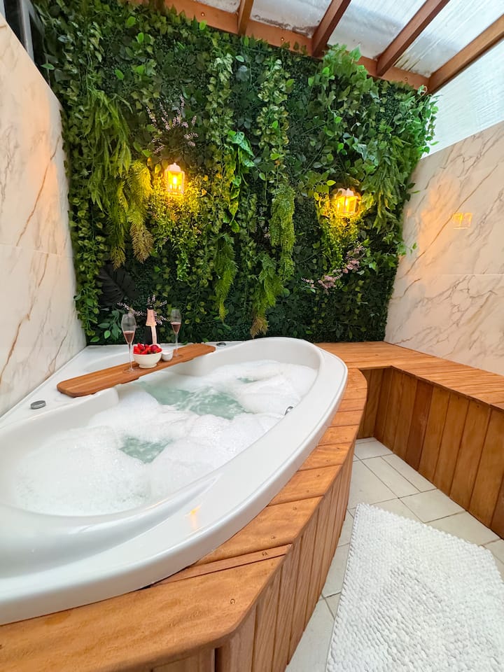 Apto Relaxante Com Hidromassagem No Centro Debc - Balneário Camboriú