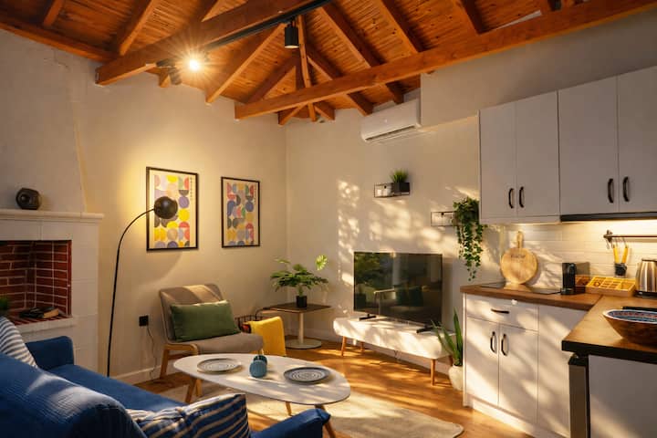 Comfy House In Old Town Xanthi – Meno Homes 8 - Ксанти