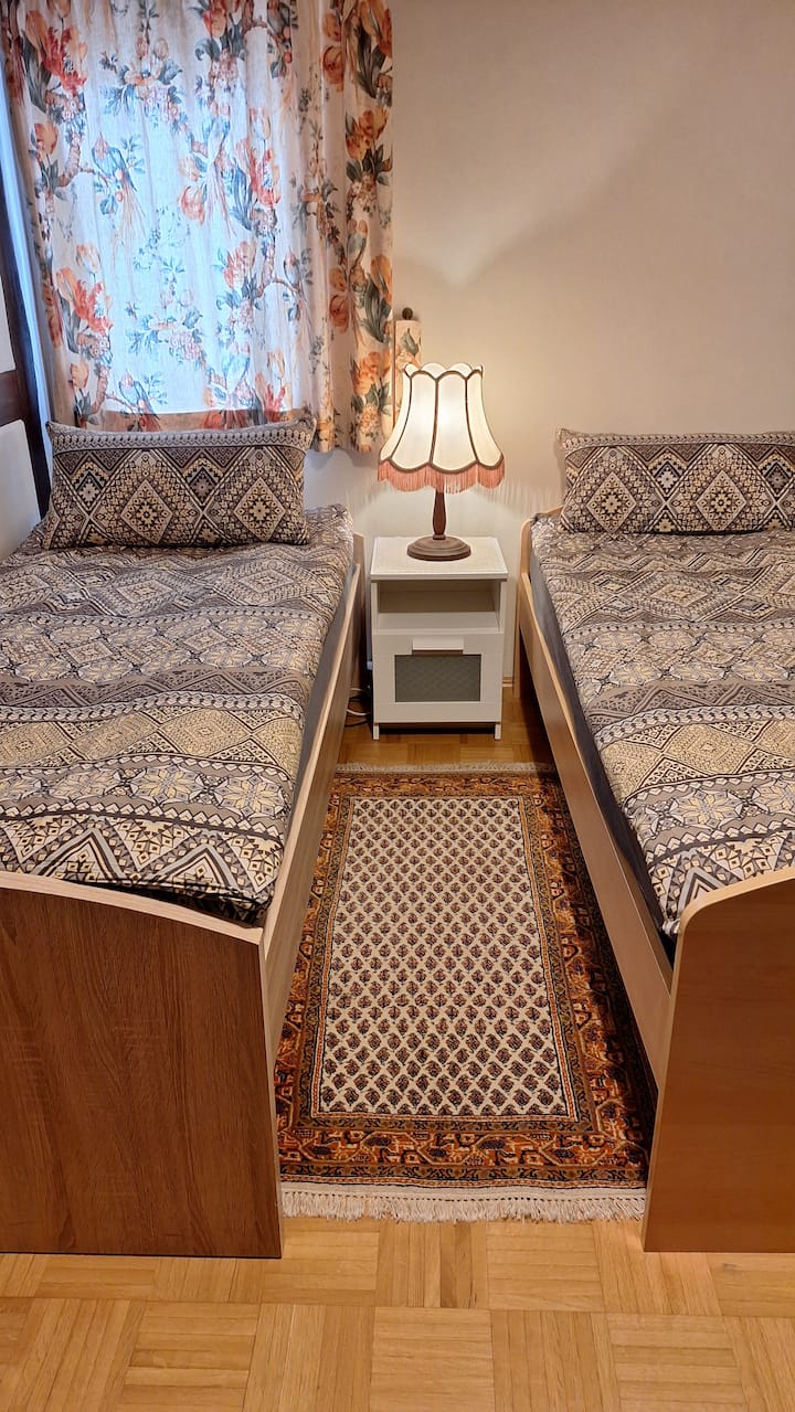 Zweibettzimmer Mit Eigenem Bad - Bad Wimpfen