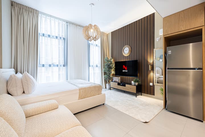 Special Edition 50th Anniversary Studio By Bch - Sharjah