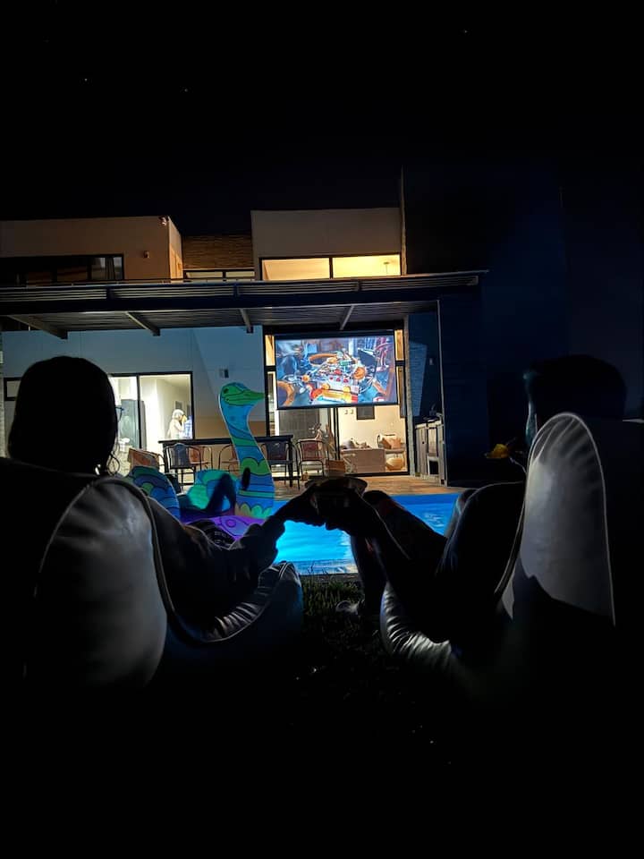 Casa De Campo:cine Al Aire Libre-fogata Y Chimenea - San Clemente