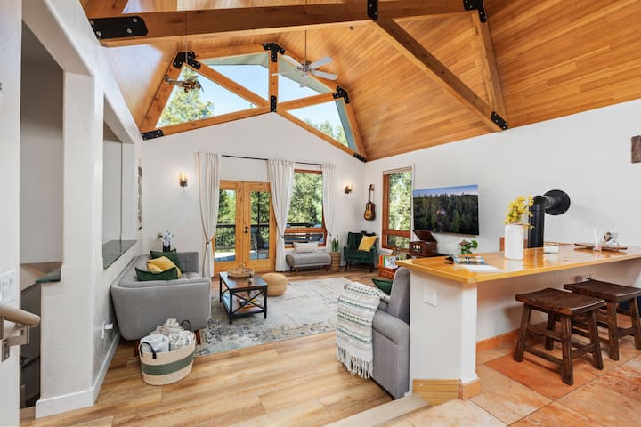 Yosemite
Pine Mountain Lake
Game Room
Movies - Groveland, CA
