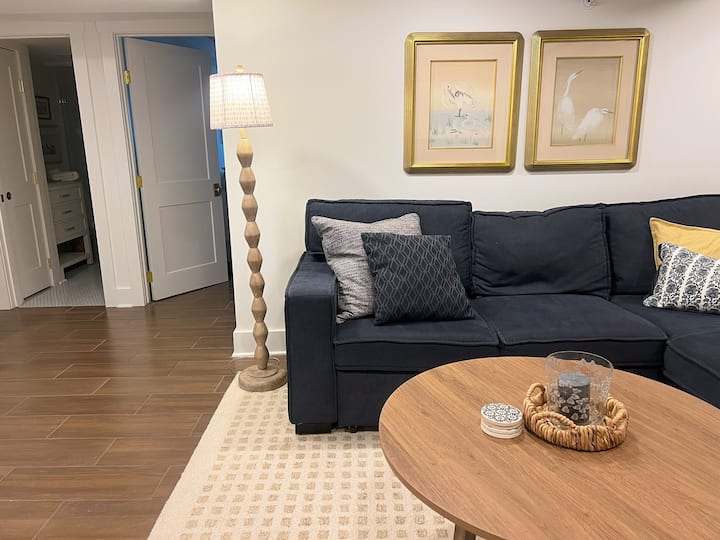 Historic 1 Bed Private Apartment - 0.8 Mile Dta! - Annapolis, MD