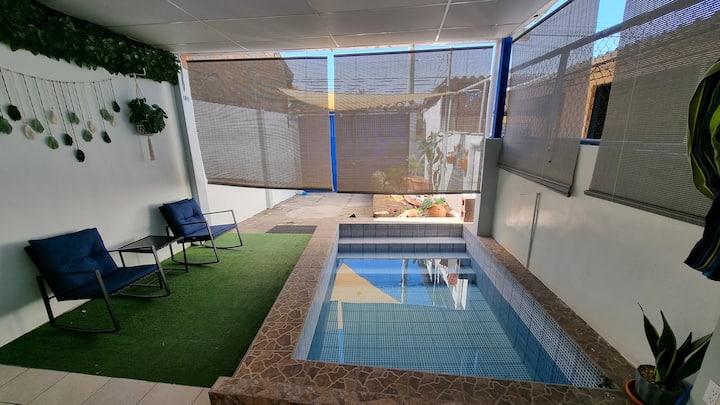 Central Town House W/pool, A/c - El Salvador