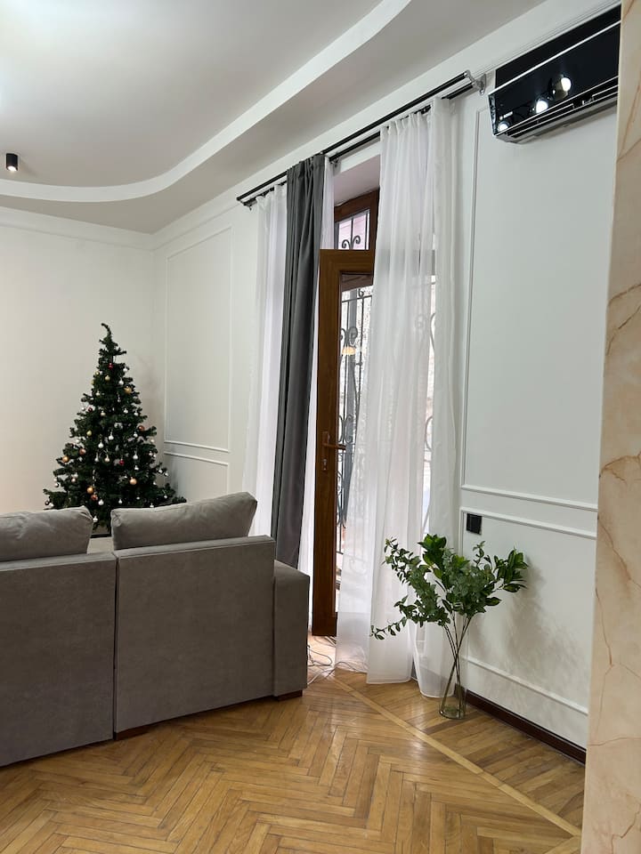 2 Bedrooms. Baku Center - Baku