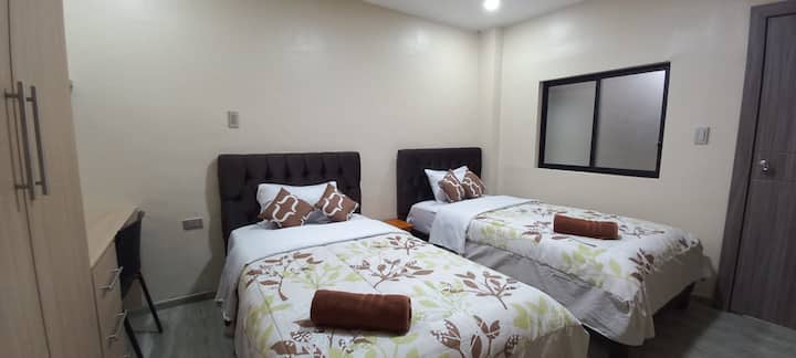 Zona Ideal Para Turismo, Salud
3 Hab/4 Camas/garaj - Cuenca