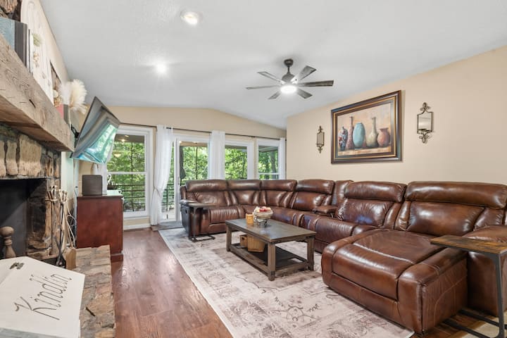 Village Vacation Near Lake And Community Events - Hot Springs Village, AR