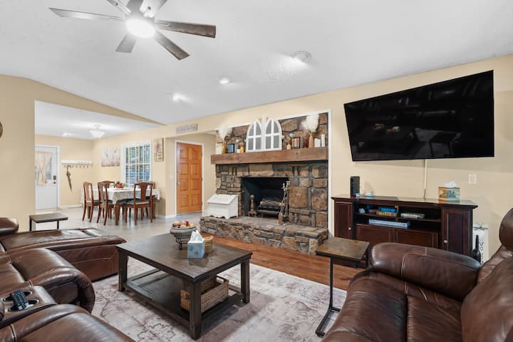 Village Vacation Near Lake And Community Events - Hot Springs Village