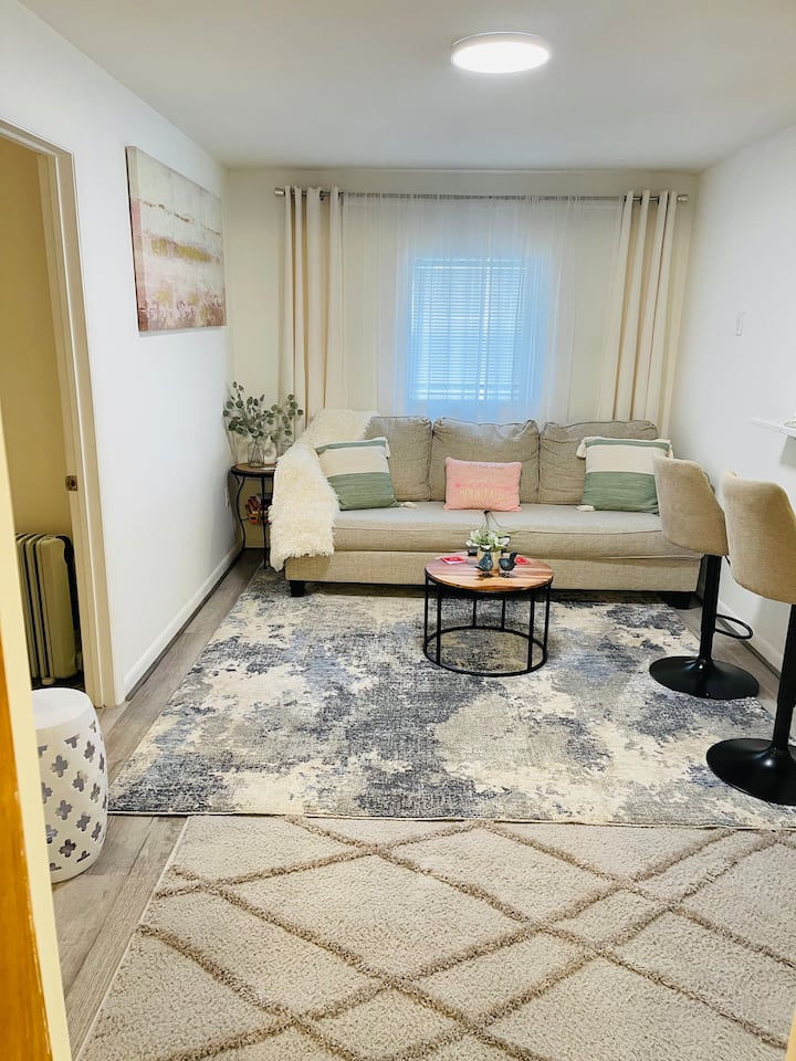 Newark Airport /Near Nyc/ Outlet Mall/2br/ 1 Bath. - Elizabeth, NJ