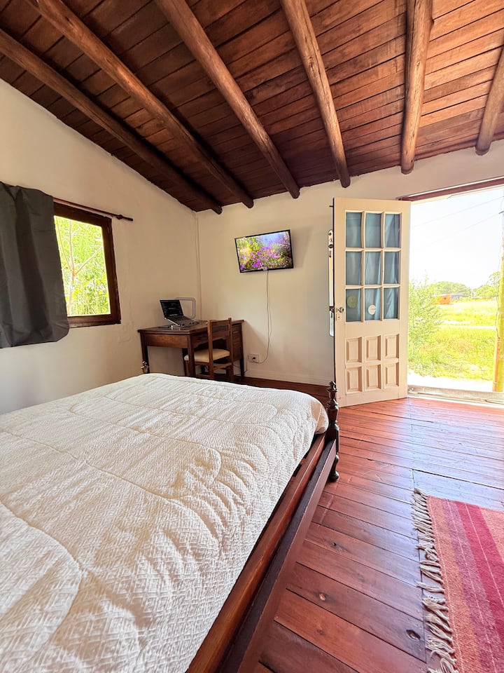 Casa En Villa Gesell | Casa + Patio +Garage - Villa Gesell