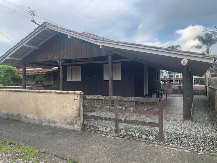 Casa De Madeira Em Itapocu 430mt Ponte Pencil - Barra Velha