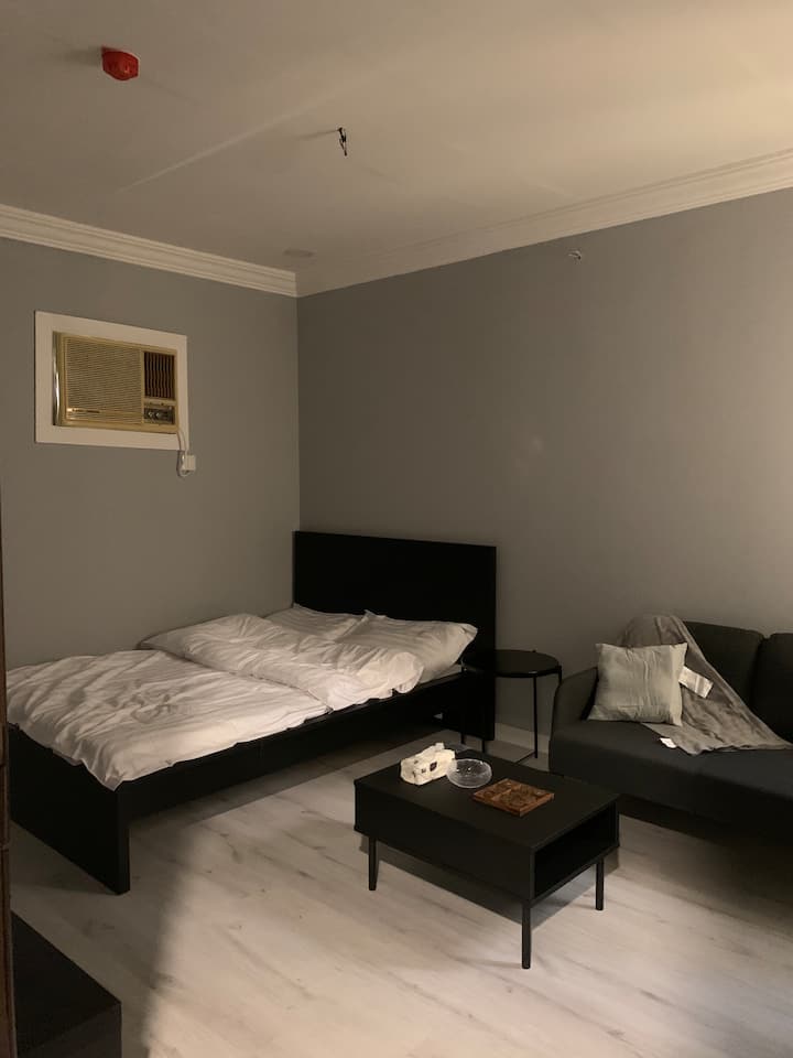 استديو بتصميم أنيق ودخول ذاتي - Meca