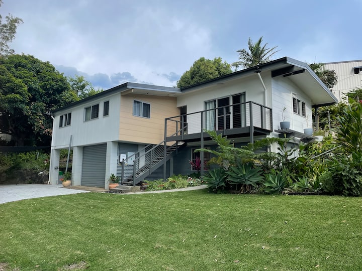 Green Leaves Number 2 - Coffs Harbour